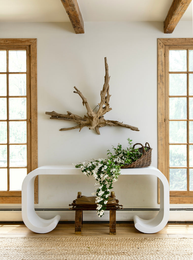 scroll console – Lauren Liess