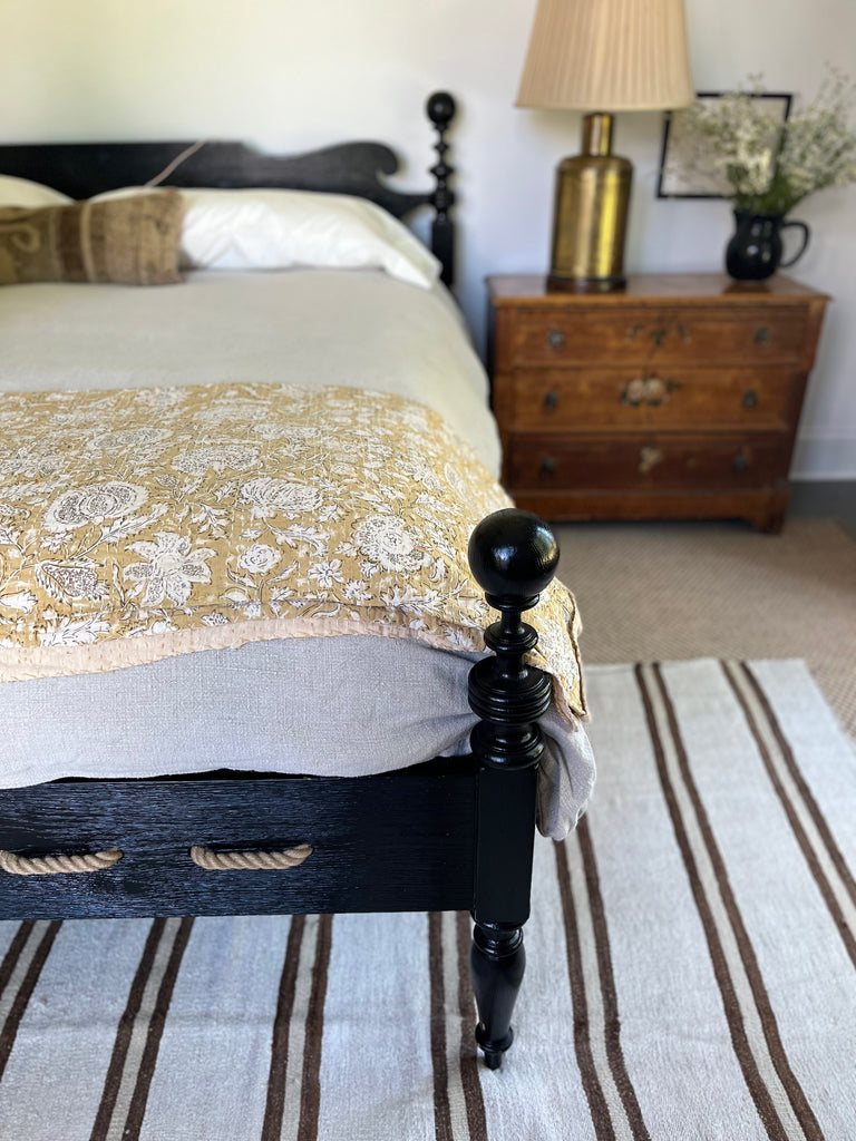 saltwater bed king – Lauren Liess