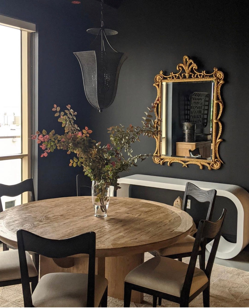 scroll console – Lauren Liess